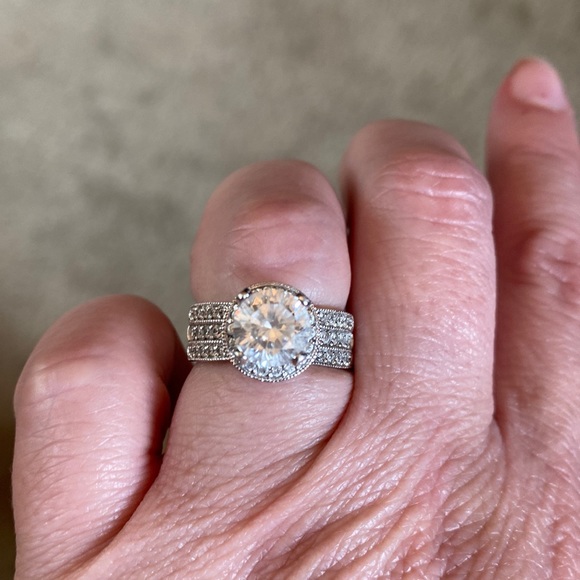 Diamonique | Jewelry | Qvc Diamonique Replica Of Host Jane Treacy ...